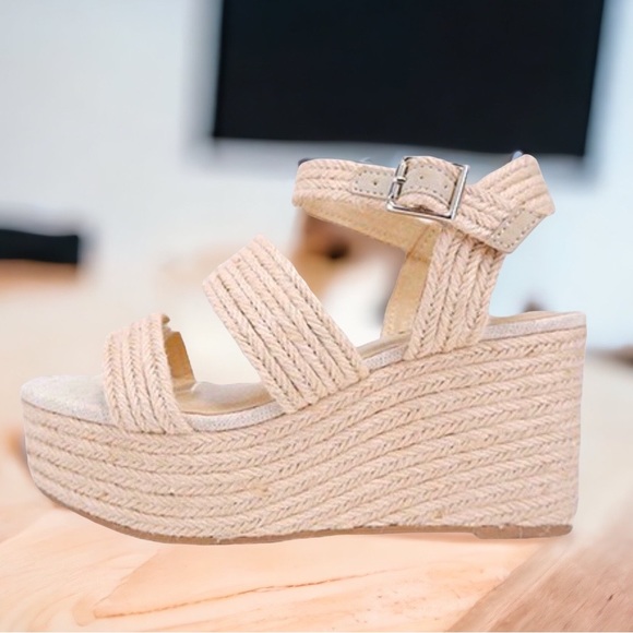 Soda | Shoes | One Left Soda Shoes Starter Platform Wedge Heel ...